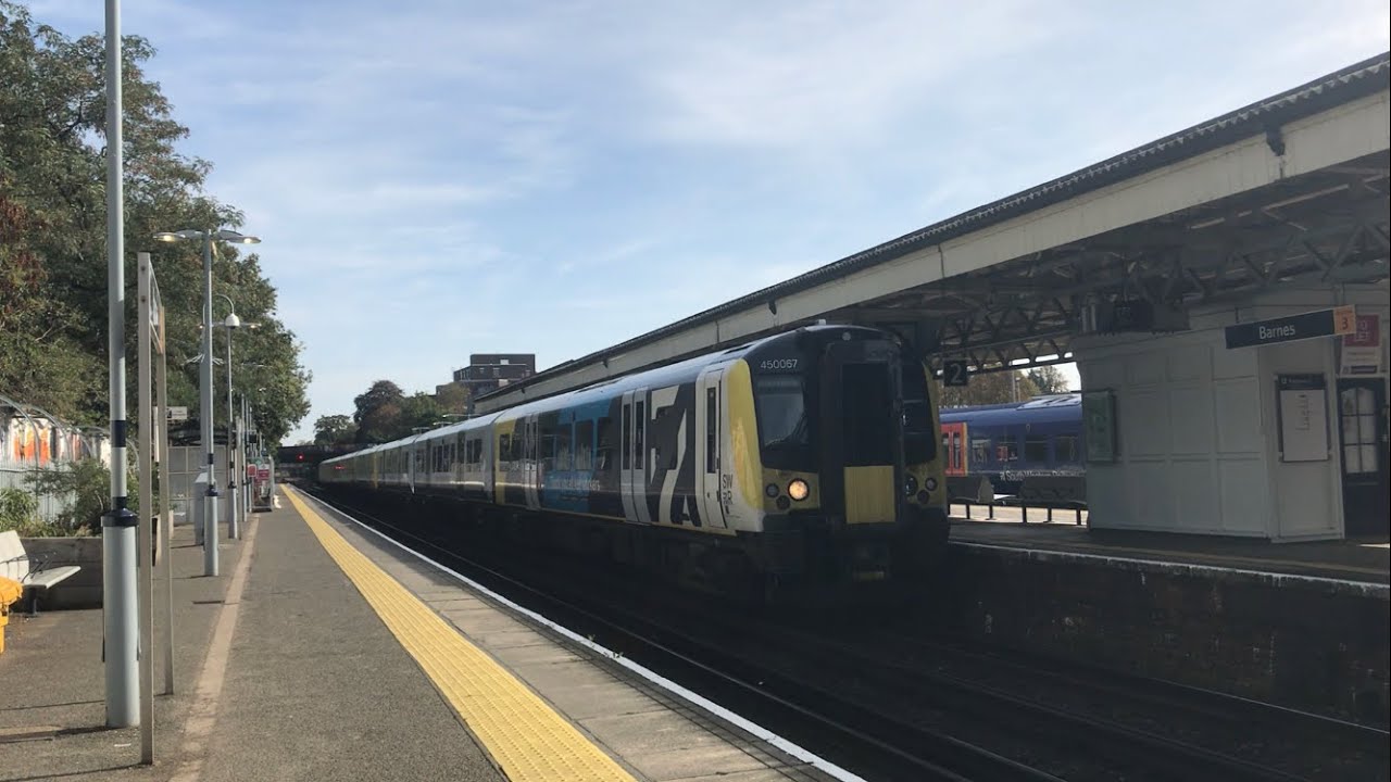 South Western Railway 450096 + 450067 (Key Workers Livery) arrive and ...