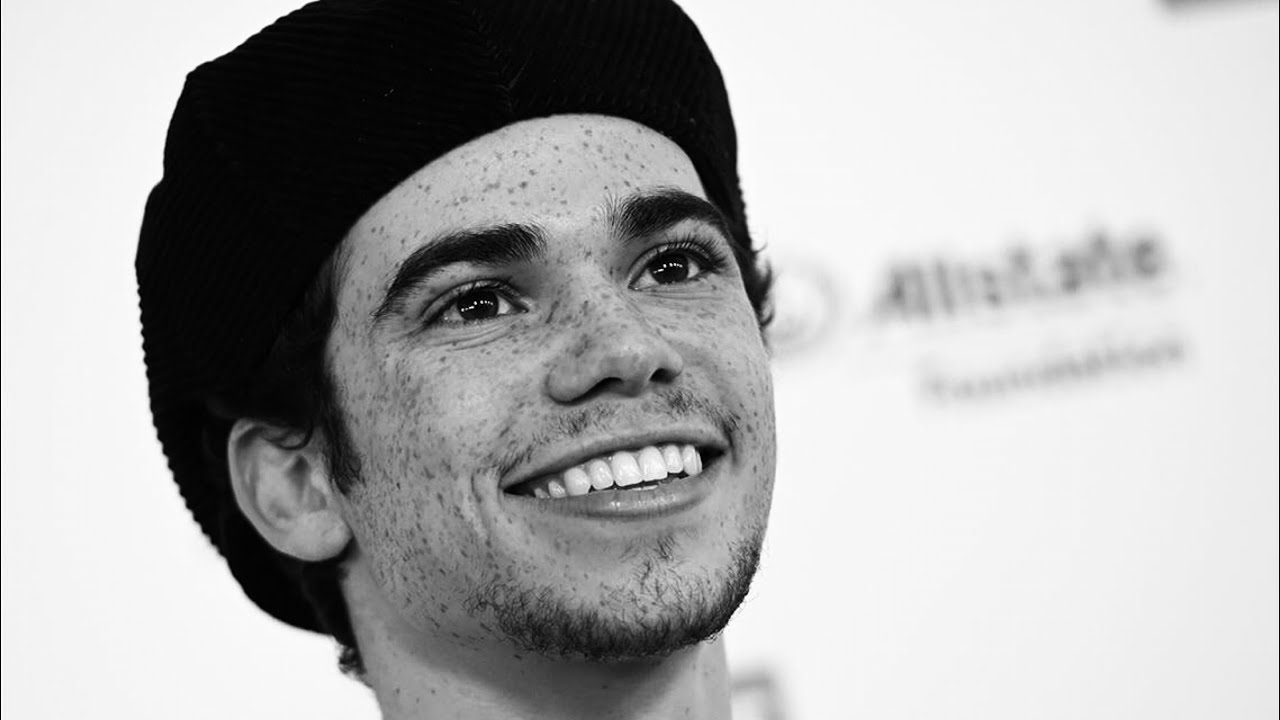 Cameron Boyce laughing 💔😂 - YouTube