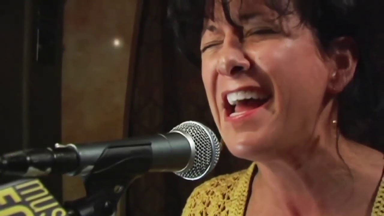 Suzi Ragsdale - "I Found Jesus" (Live at Music Fog, 2/20/10) - YouTube