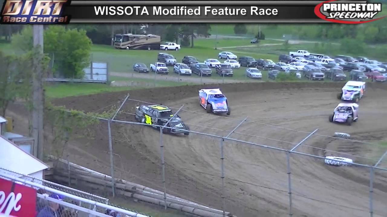 Princeton Speedway 5/24/13 WISSOTA Modified Feature Race - YouTube