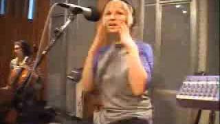 Sia - Buttons Chords - ChordU