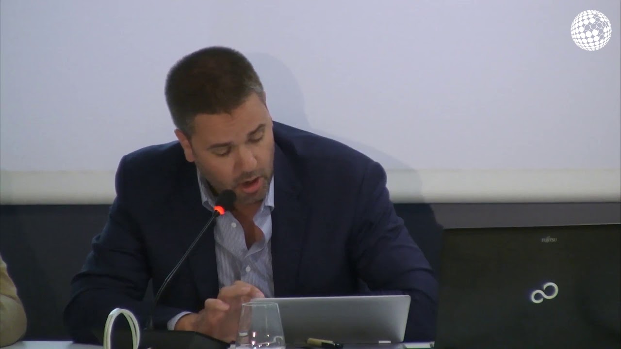 Jacob Schmutz “Suárez y el concepto de dependencia” - YouTube