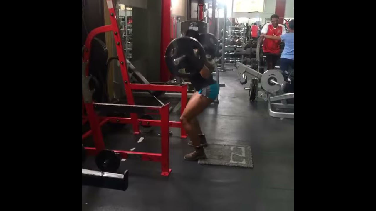 Jamaican Fit Goddess - BUTT WORKOUT (Squats) "Brooke Ence" - YouTube