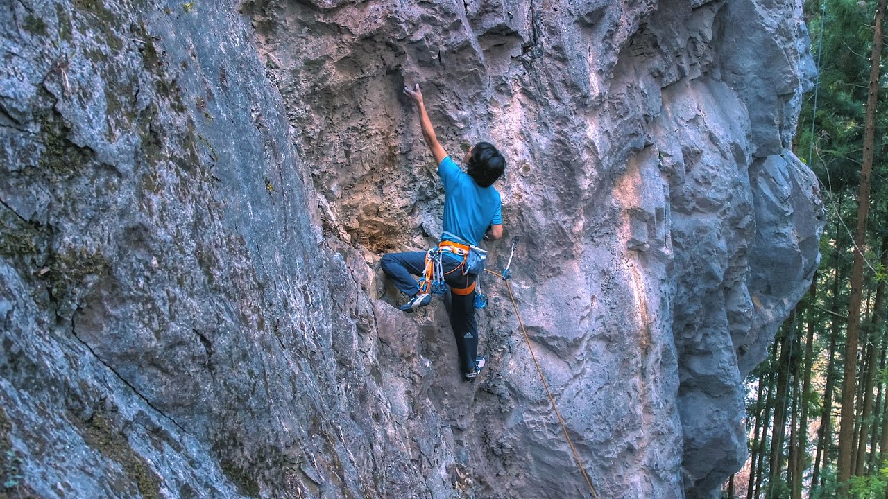 Sachi Amma climbing Ikazuki a long route 5.13a (7c) - YouTube