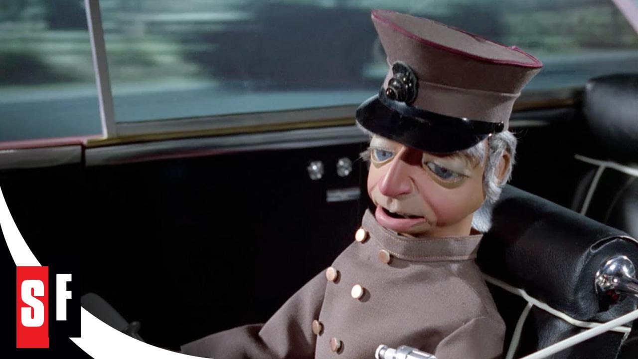 Thunderbirds (2/4) Rolls Royce Machine Gun (1965) - YouTube