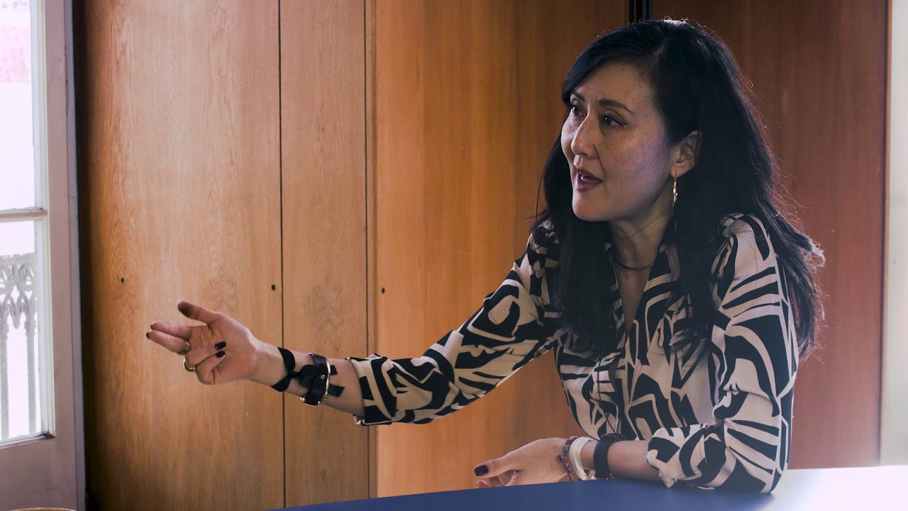 How to talk like TED? | Lisa Choi Owens - YouTube