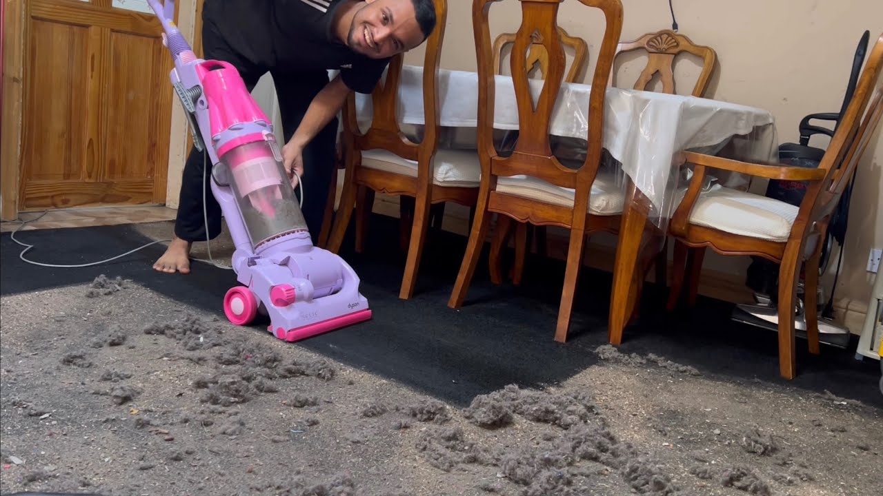 Dyson DC07 CLIC vacuum cleaner - Performance Testing - YouTube