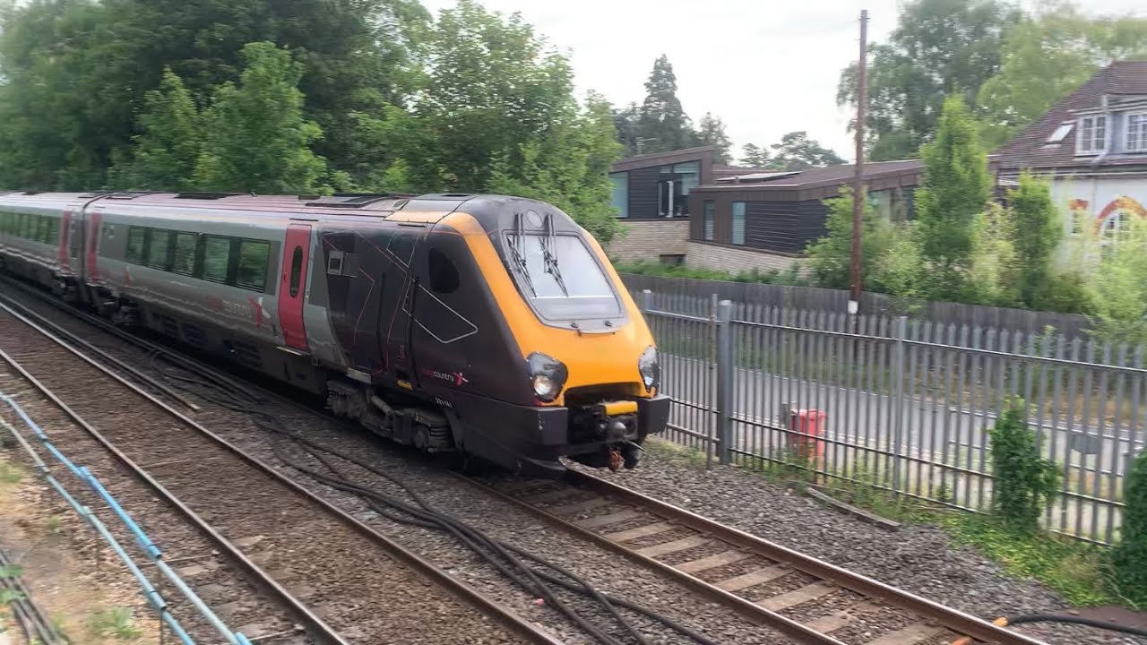 Class 221 Voyager | 221141 | Cross Country - YouTube