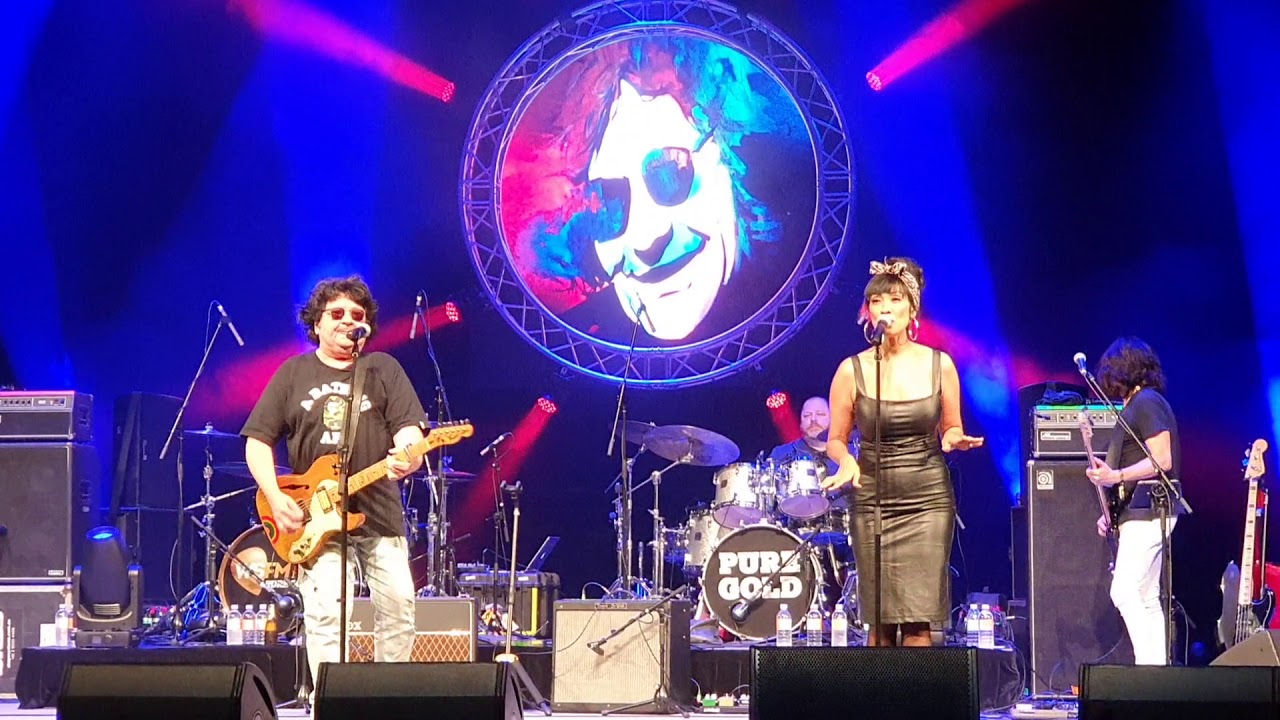 Richard Clapton - Girls On The Avenue (part of) - WSFM Pure Gold ...