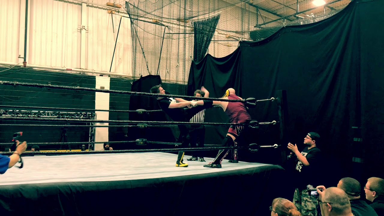 Johnny Jager vs Big Scare - Dojo Wars - 4.25.18 - YouTube