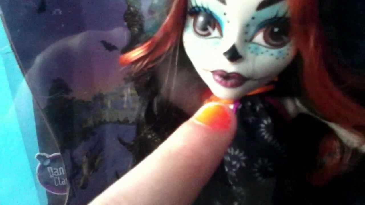 Monster high skeletal - YouTube