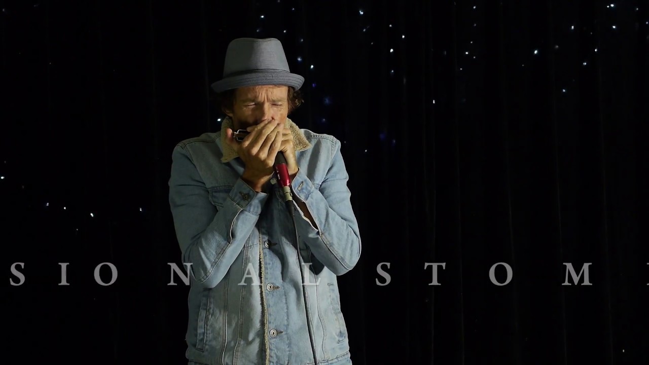 Amazing Harmonica - Juzzie Smith - Wazinator Dropkick Stomp Box - YouTube