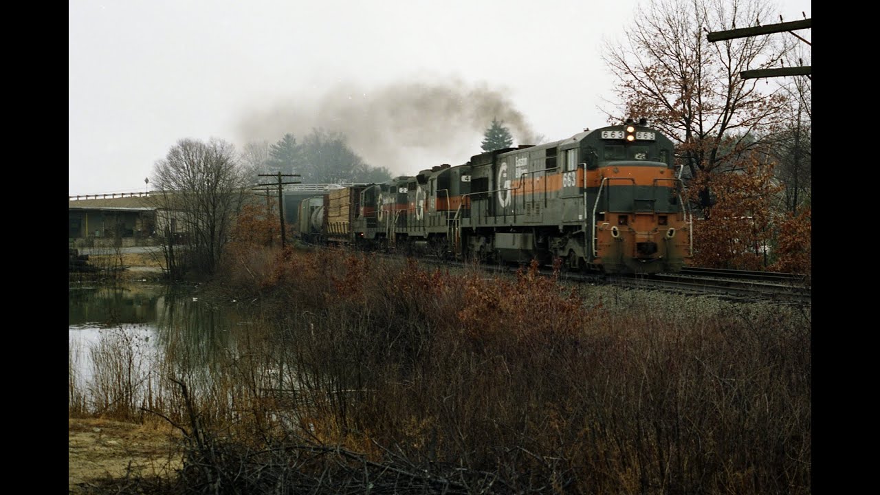 Guilford/ST U30C & GP7/9's wide open on DHWA 03/08/1992 - YouTube