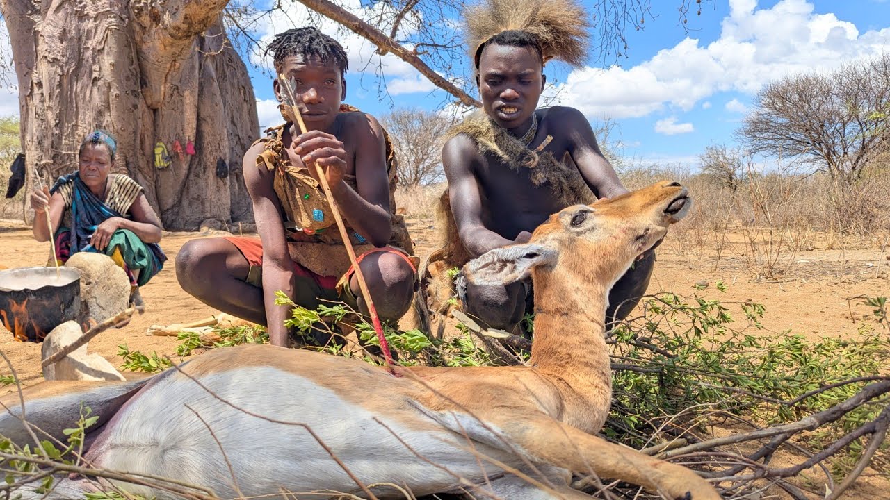 Unbelievable Hadzabe Tribe Hunt : Life of the hunters,unseen Action ...