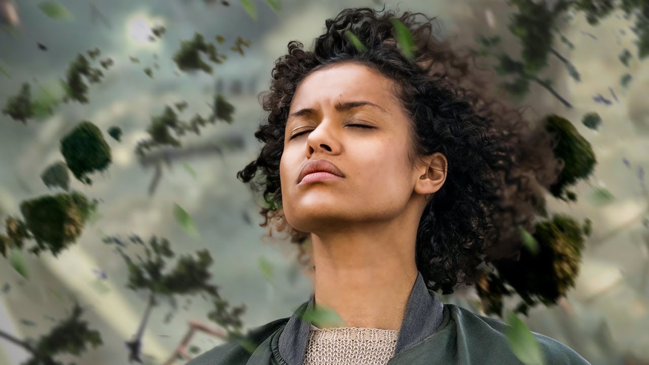 Black Girl Can Move And Crush The Earth If She Close Her Eyes - YouTube