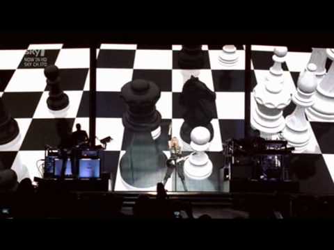 Madonna - Hung Up (Sticky & Sweet Tour in Buenos Aires)