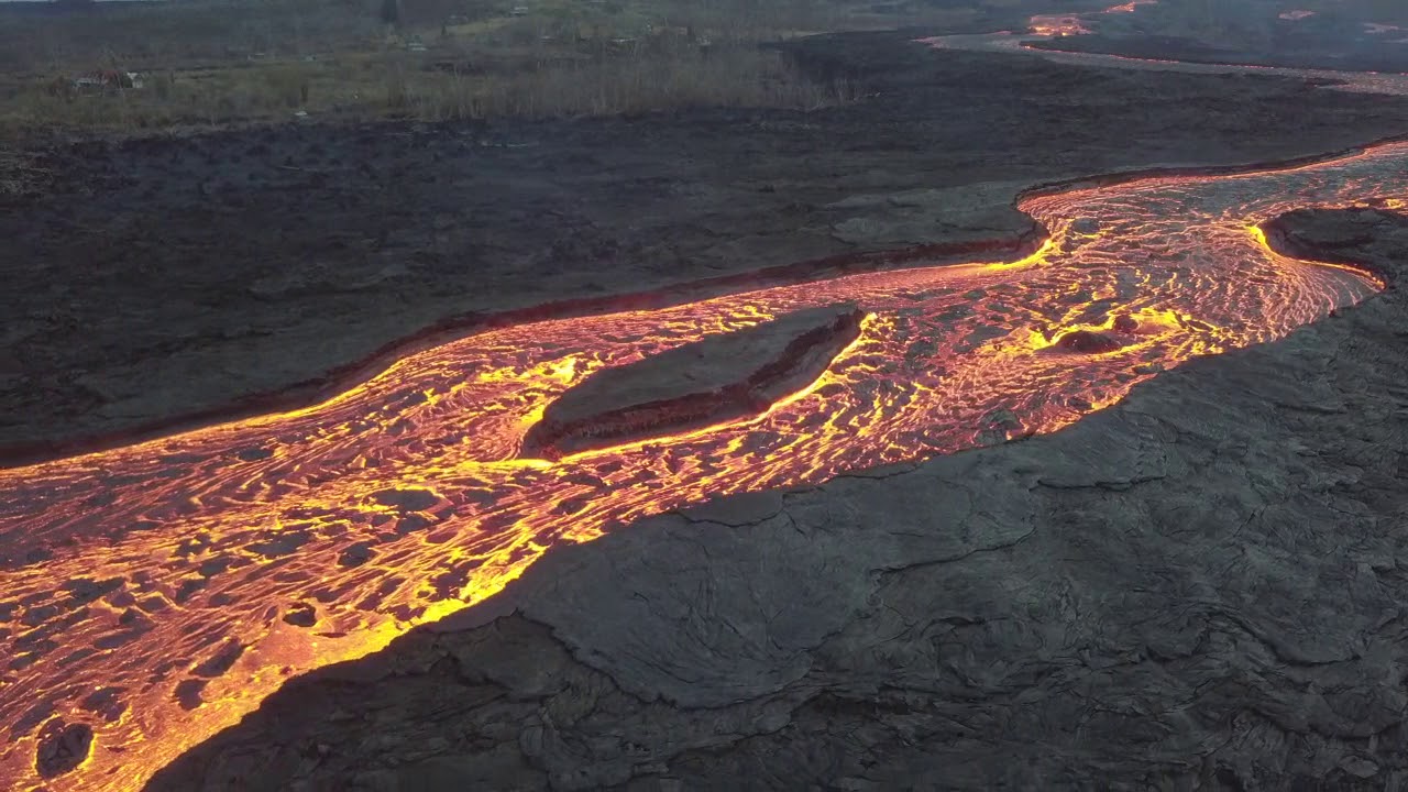 HAWAII VOLCANO -Massive boulder pushed by lava down the channel - YouTube