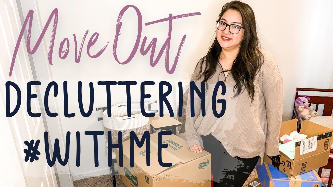MOVE OUT DECLUTTERING #WITHME | WE'RE MOVING YAY! | LET'S PACK MY ...