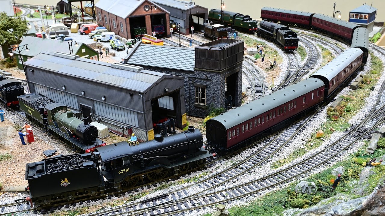 Radius 2 set track curved points test with a D16/3 62581 : 4K ...