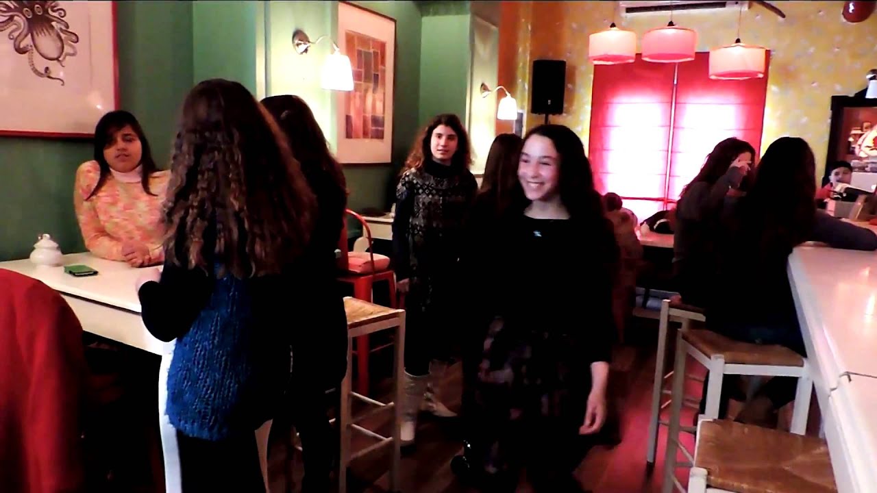 Η ΠΡΩΤΗ ΑΓΑΠΗ - YouTube