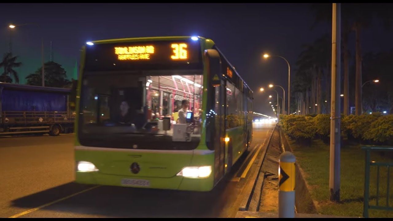 Singapore, bus 36 night ride from aft E C. Sea Sports Club to SuntecTwr ...