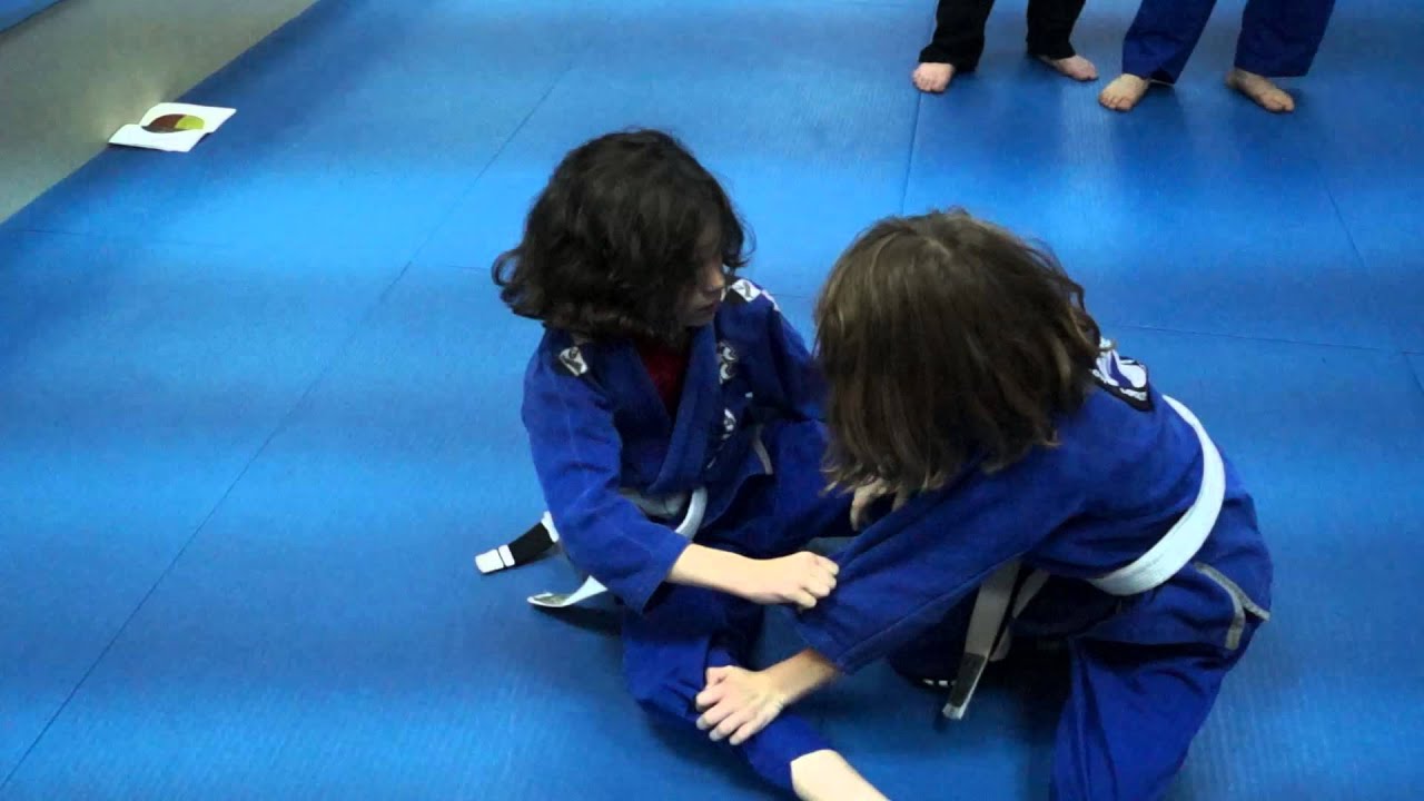 20140514 boys grappling practice 1 - YouTube