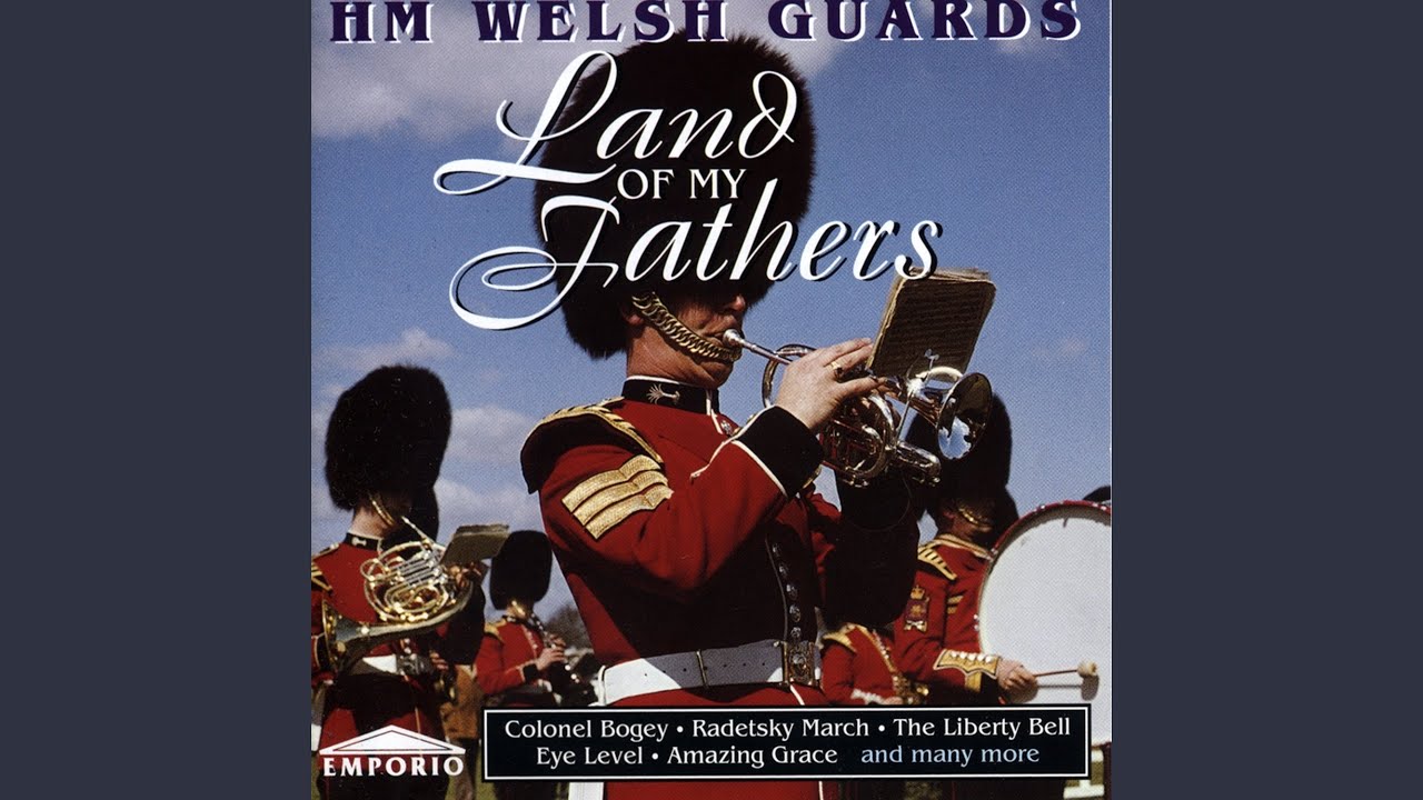 The Sentry's Song from 'Iolanthe' - YouTube