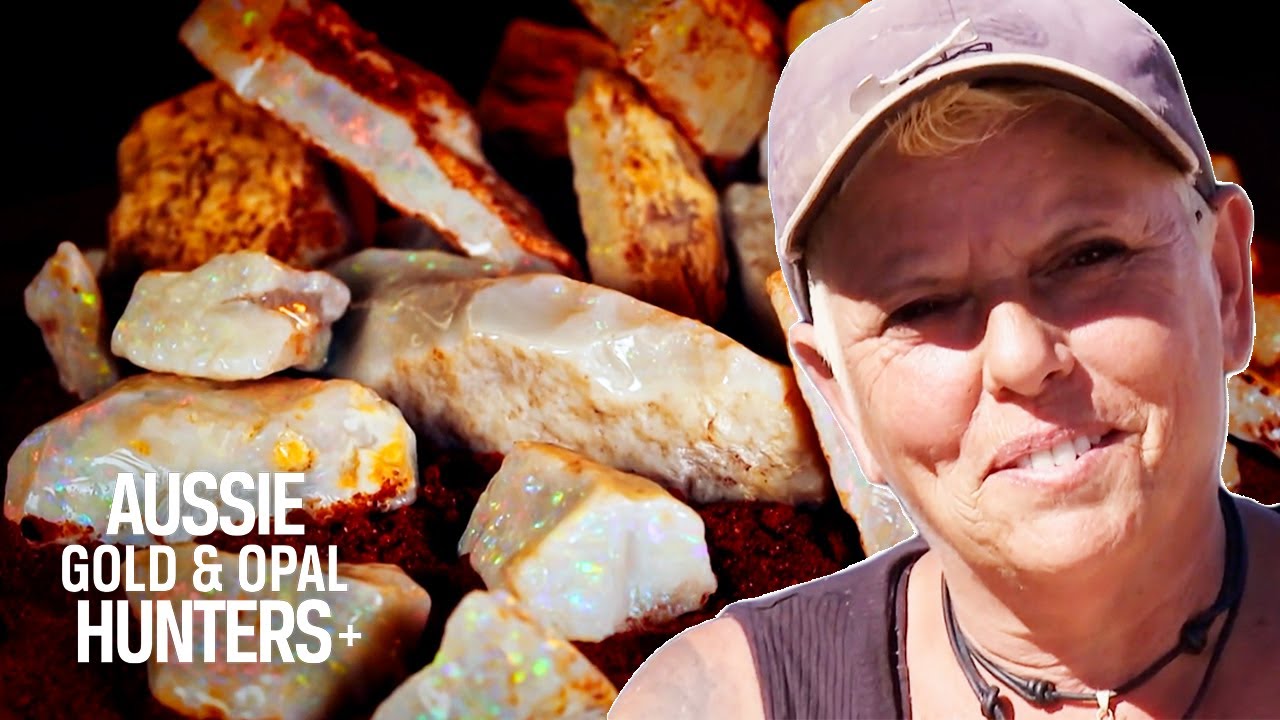 The Misfits Discover SPARKLING Crystal Opal Gems Worth $90,000 ...