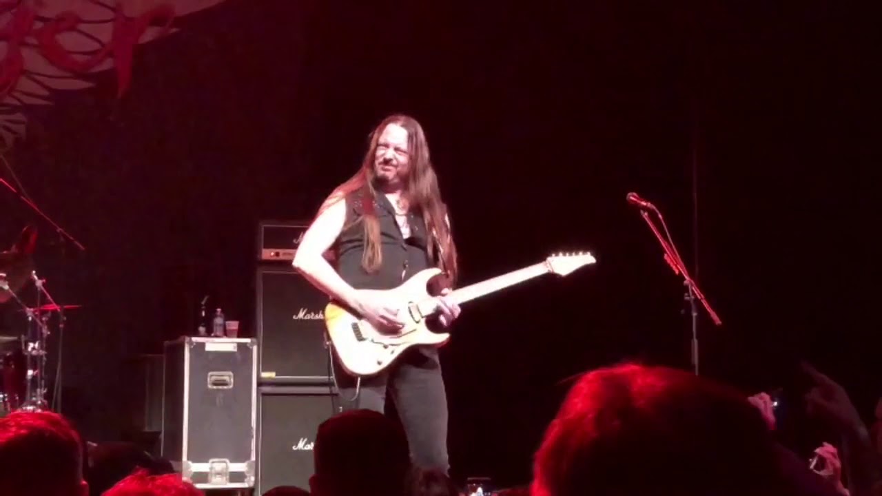 Reb Beach Clips from Winger 12/10/17 - Westbury NY - YouTube