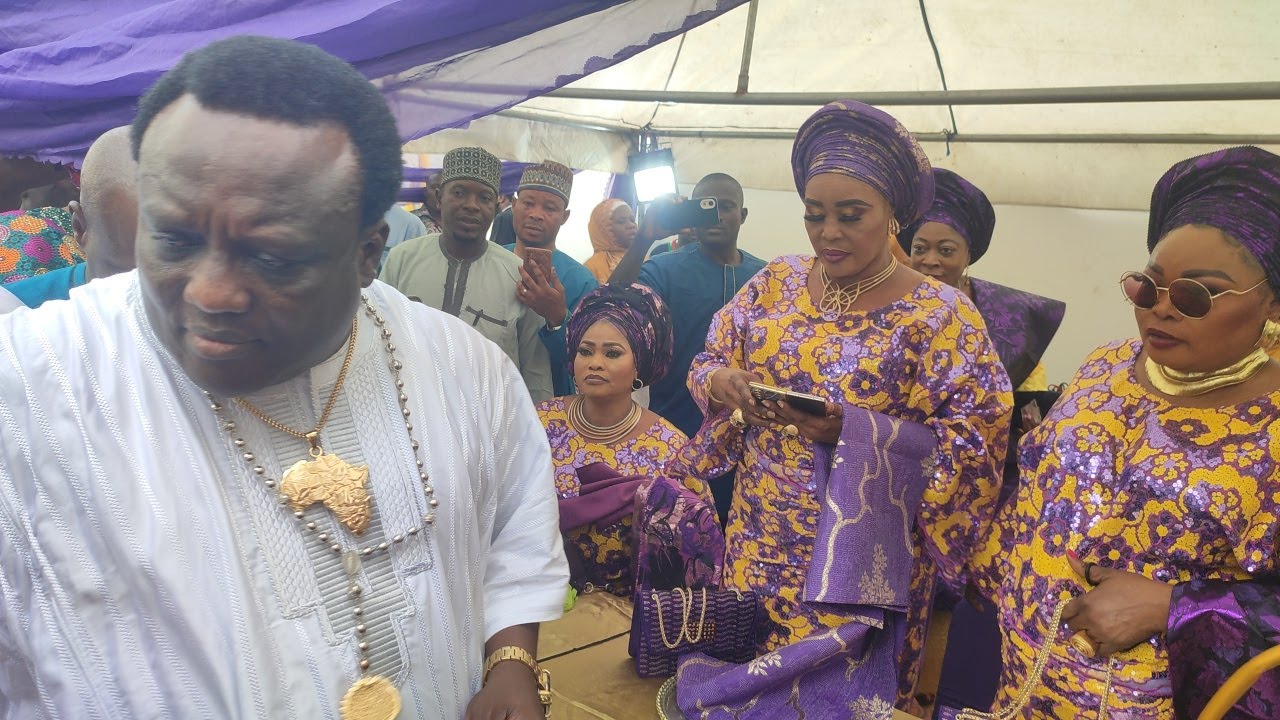 SEE MOMENT SAHEED OSUPA ARRIVED AND CHANGED THE ATMOSPHERE LAGOS ...