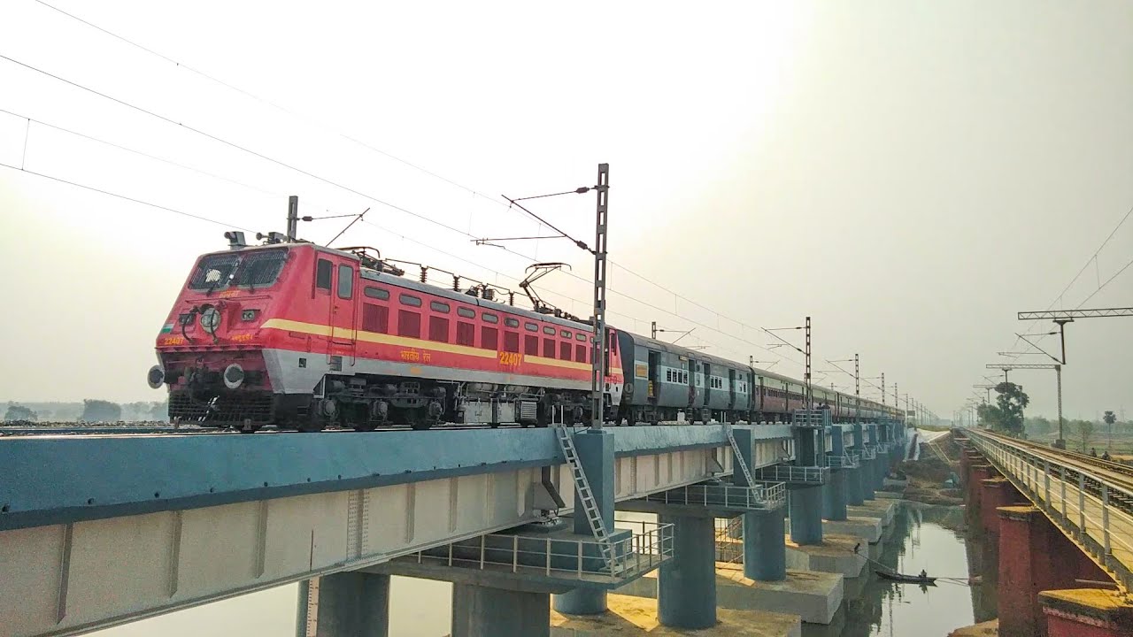 Fantastic Scenario Katwa - Azimganj Passengers Skip Over The Ajay River ...