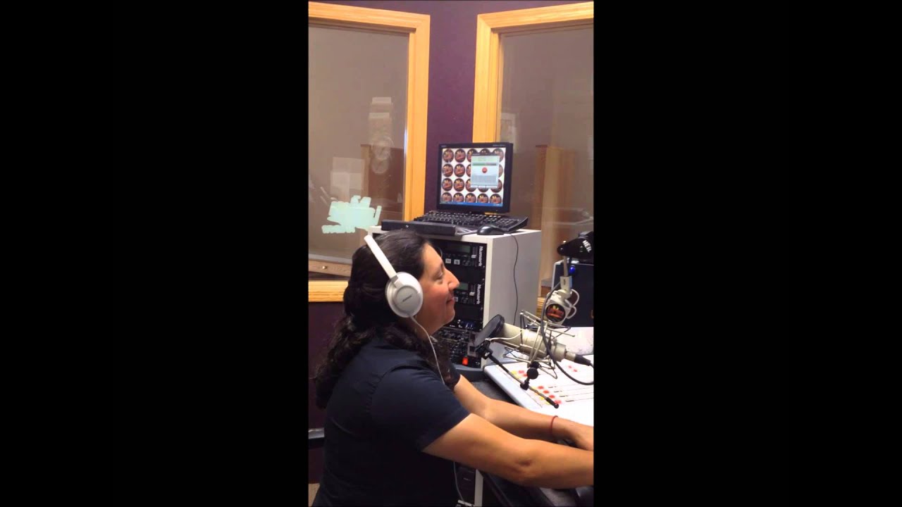 Mary Bello En Cabina - YouTube