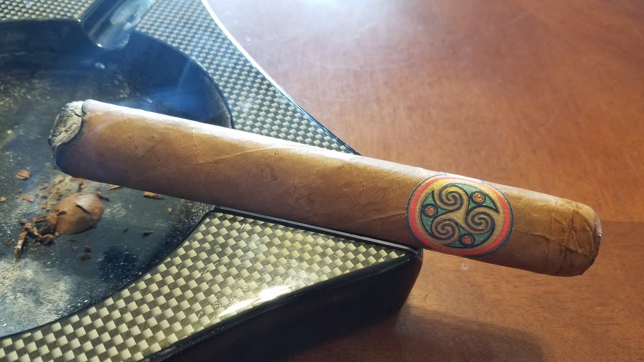 MBombay Gaaja Cigar Review - YouTube