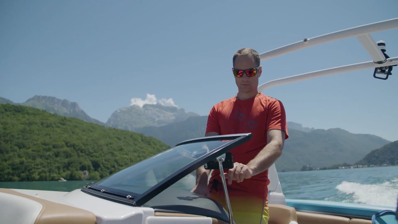 Un petit tour en bateau avec U.FIX - MOBILIS - YouTube