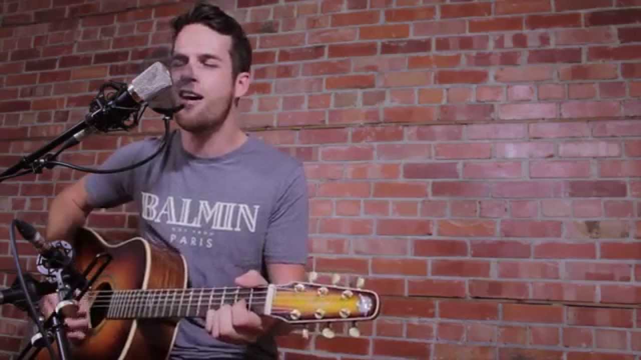 Ain't It Fun - Paramore (David Paradis live acoustic cover) - YouTube