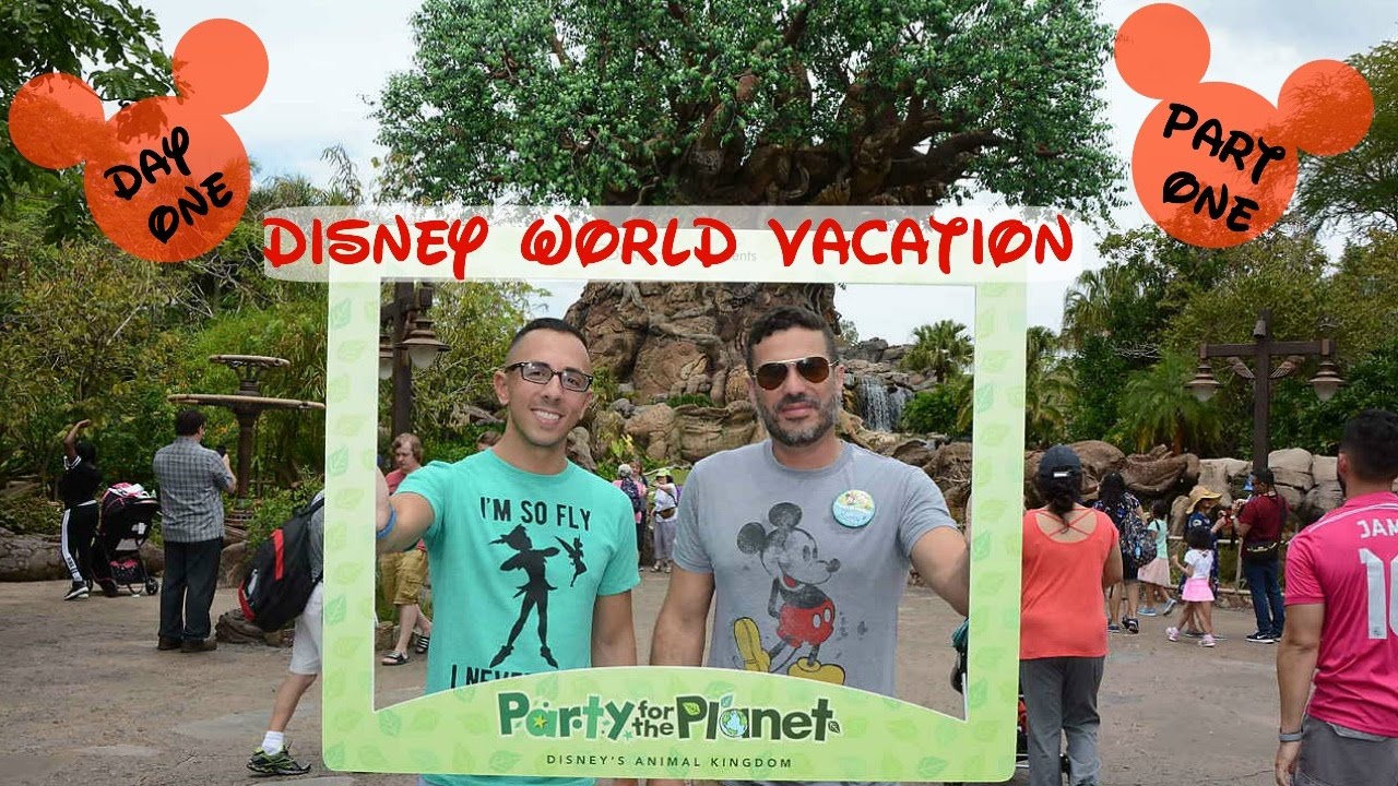 DISNEY WORLD WITH MY BOYFRIEND - YouTube