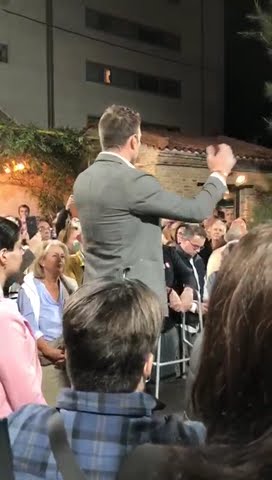 Ο Κασσελάκης εγκαινιάζει τα γραφεία στον Ταύρο (1) - YouTube