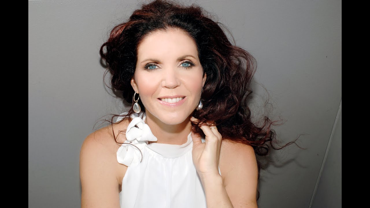 Higher Angels | Sara Macliver Trailer - YouTube