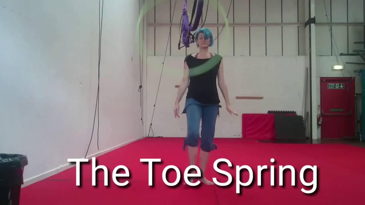 Hoop Tutorial: Toe Spring Pick Up - YouTube
