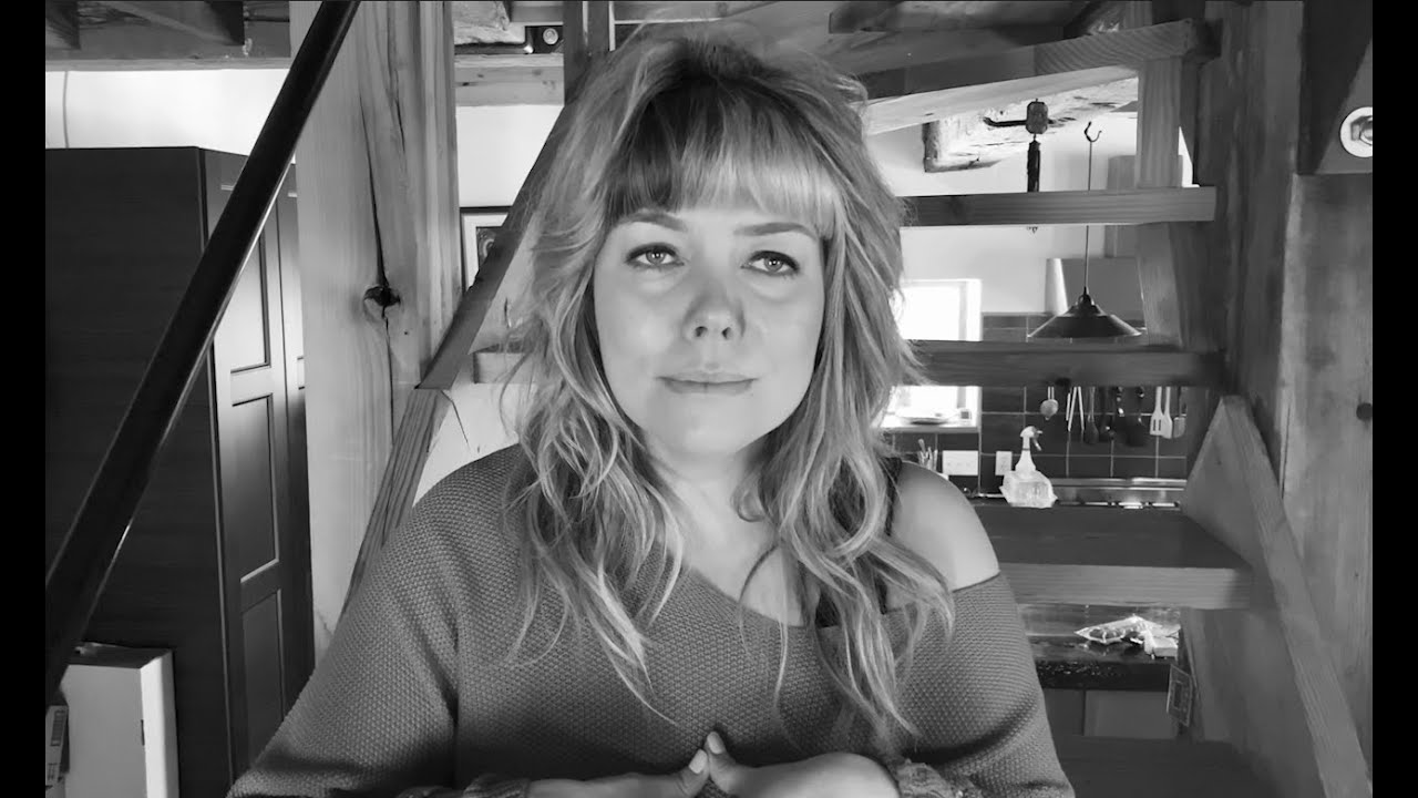 Noémie Sheila Rioux - Te dire que je t'aime (OFFICIEL) - YouTube