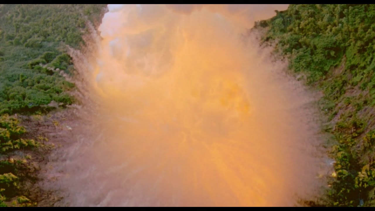 Outbreak - Opening Scene (HD) - YouTube