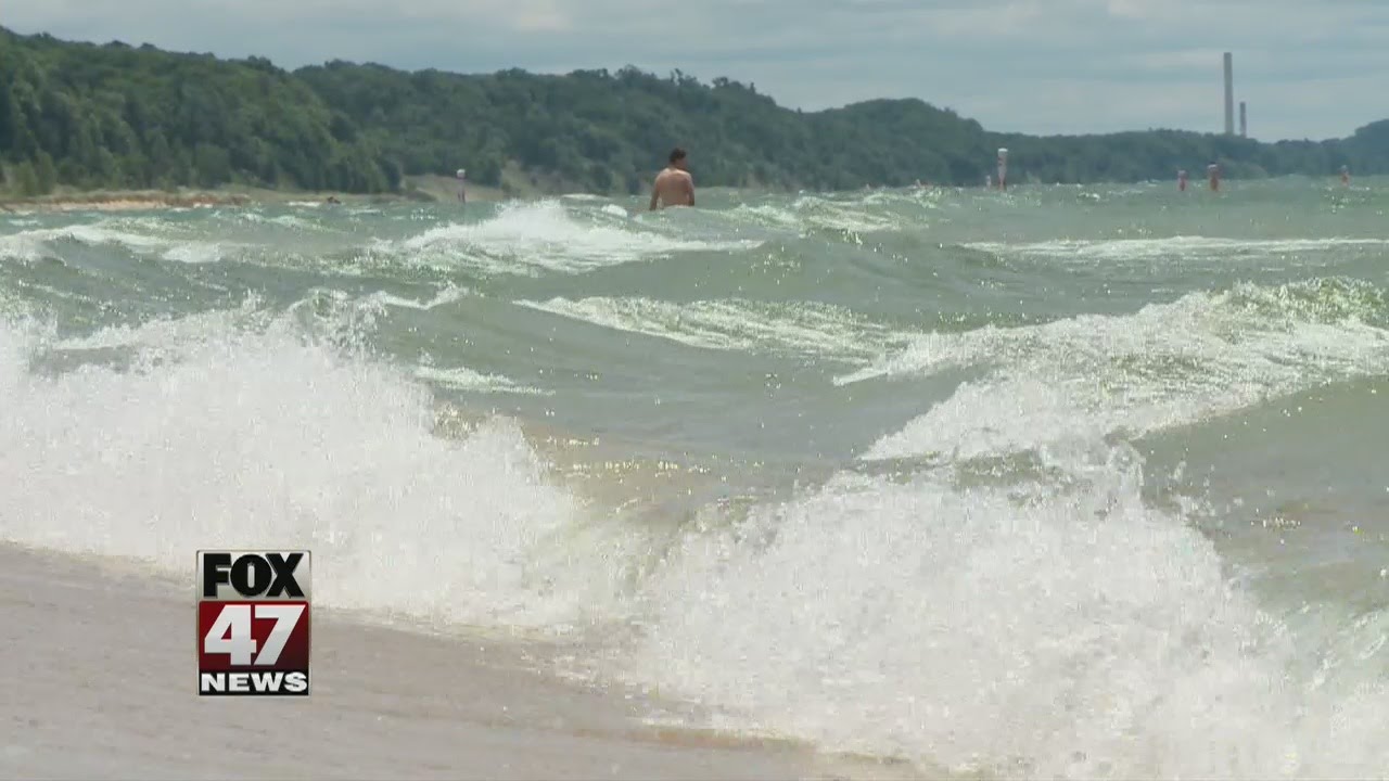 How to spot and escape rip currents - YouTube