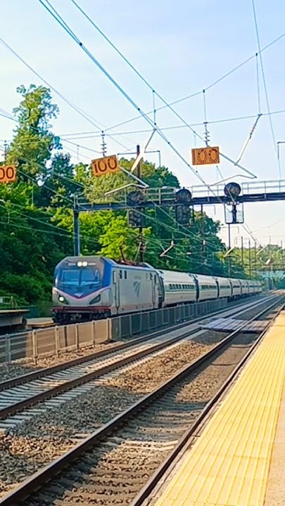7/4 Amtrak Northeast Regional 152 has ACS-624 leading at Halethorpe MD #shorts #short #viral # ...