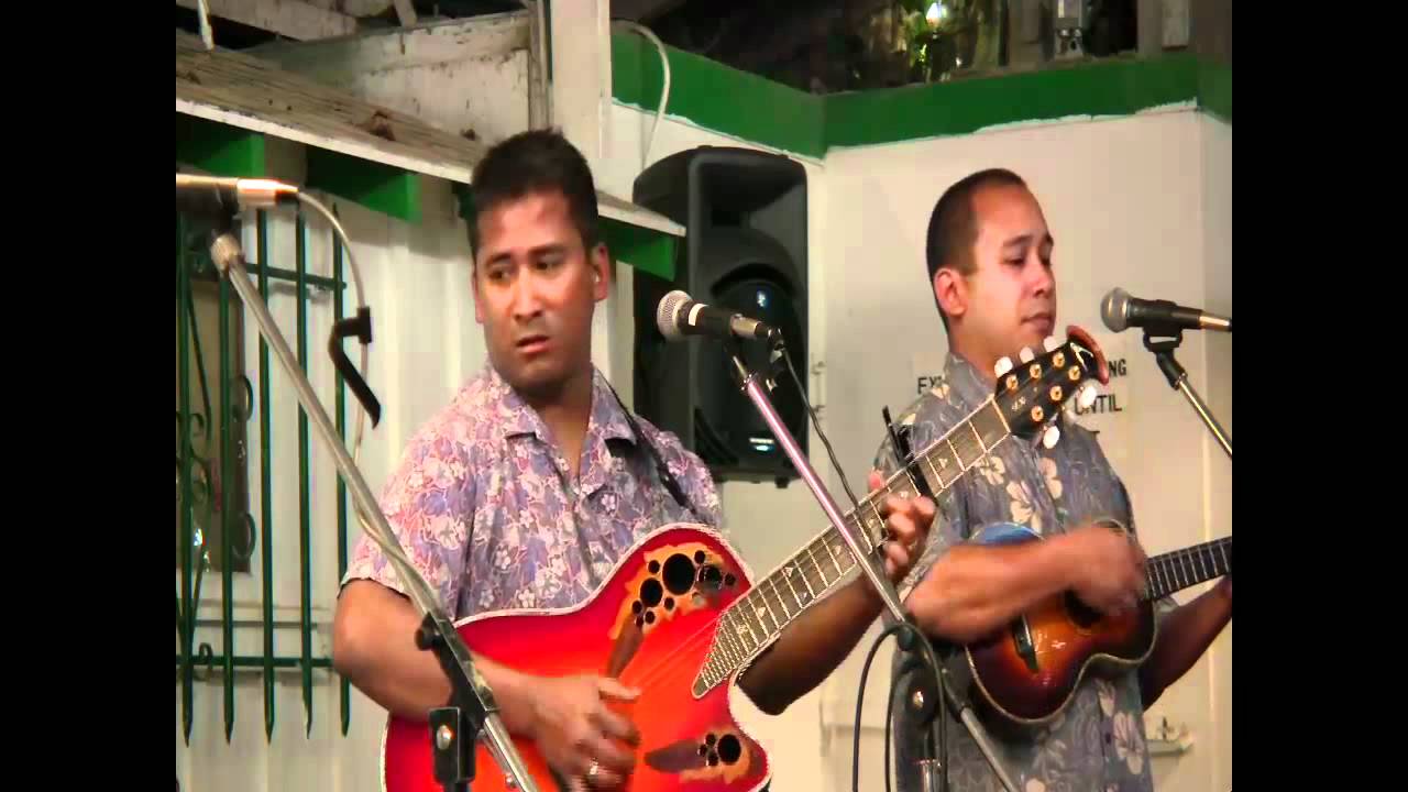 "Ka Makani Ka'ili Aloha", Performed By Huna Wai With Patti Maxine - YouTube
