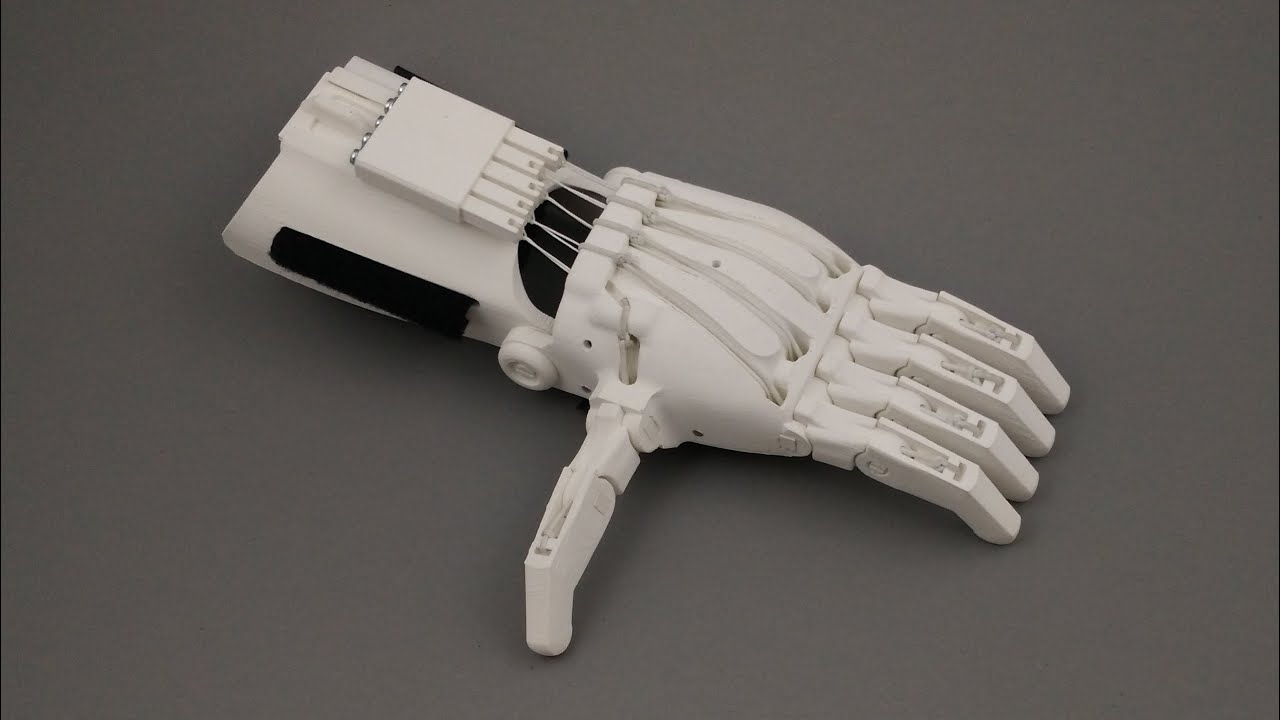 e-NABLE Raptor Reloaded prosthetic hand - YouTube
