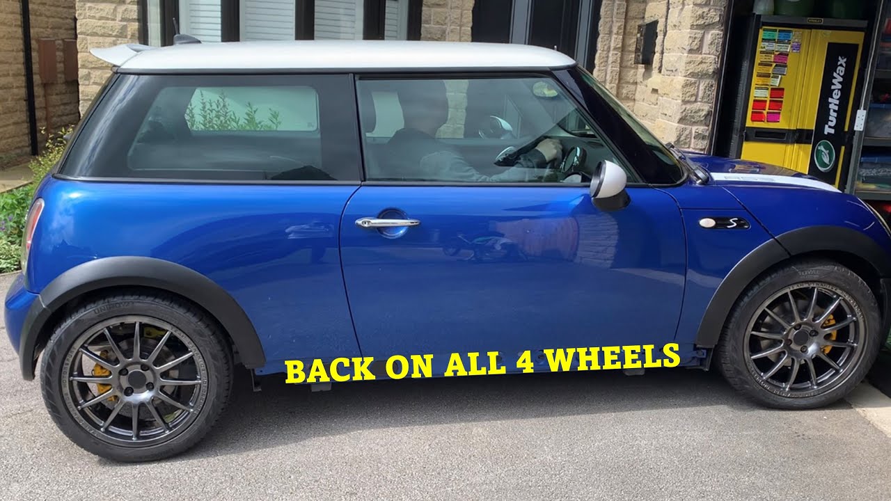 Mini Cooper S R53 brakes bled and back on all 4 wheels - YouTube