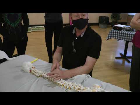 How to perform a de-rotation of a Thoracic Vertebrae. - YouTube