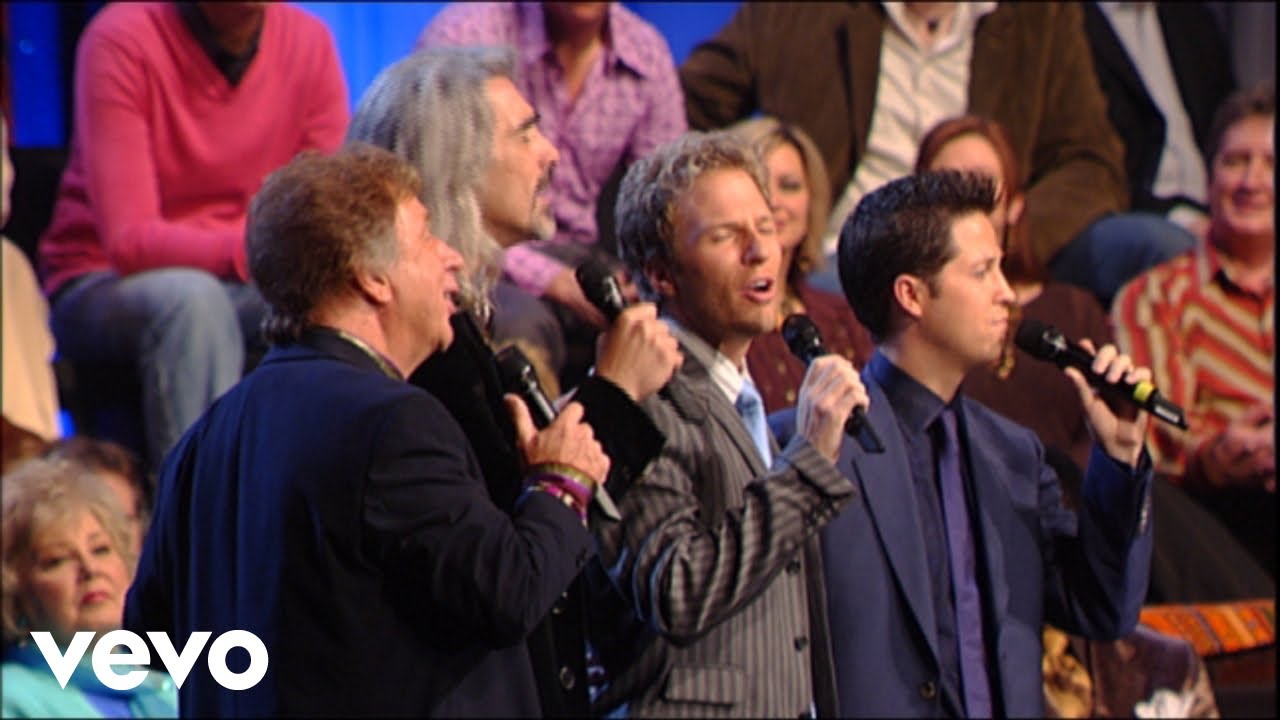 Bill & Gloria Gaither - There Is a River [Live] ft. Gaither Vocal Band ...