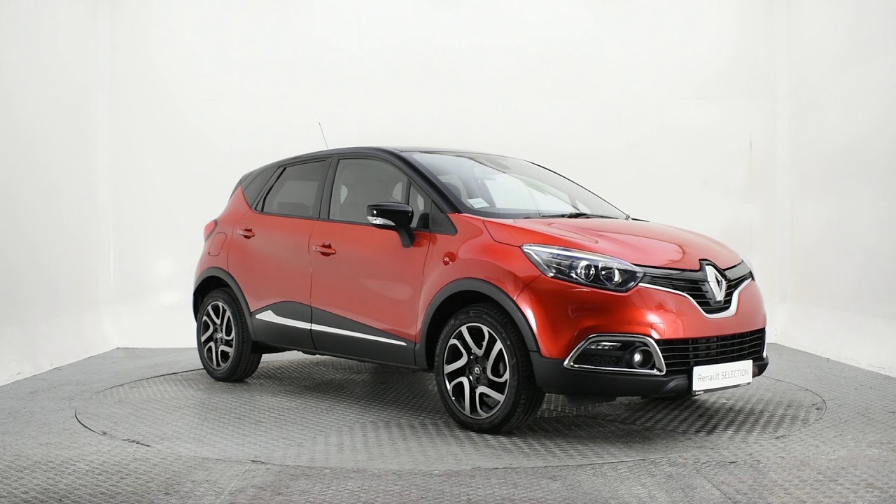 Renault Captur Signature Flame Red with Black Roof - YouTube