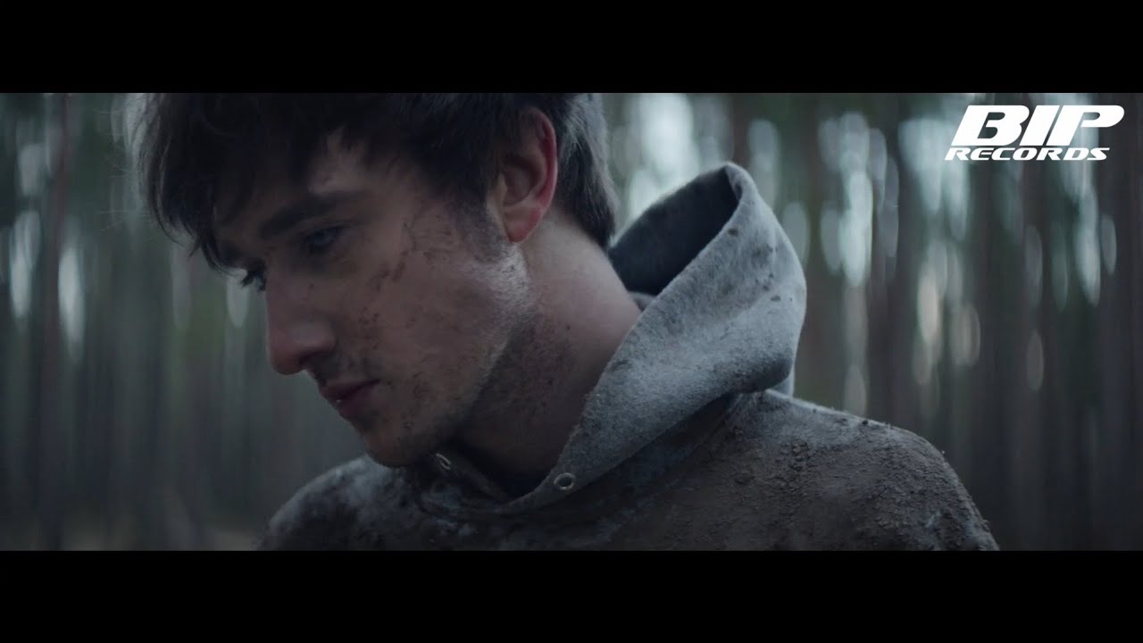 Discopolis - Falling (Committed To Sparkle Motion) Axwell Radio Edit ...